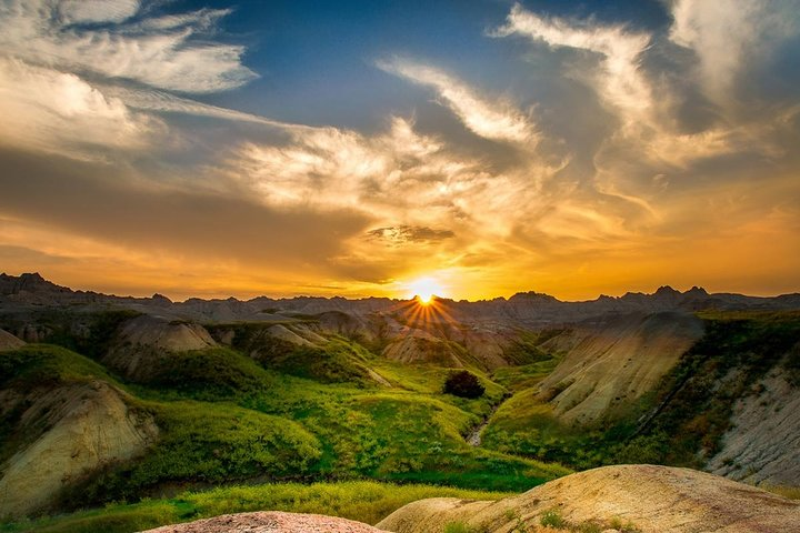 래피드시티의 Private - Badlands Tour with Sunset/Stargazing | Pelago